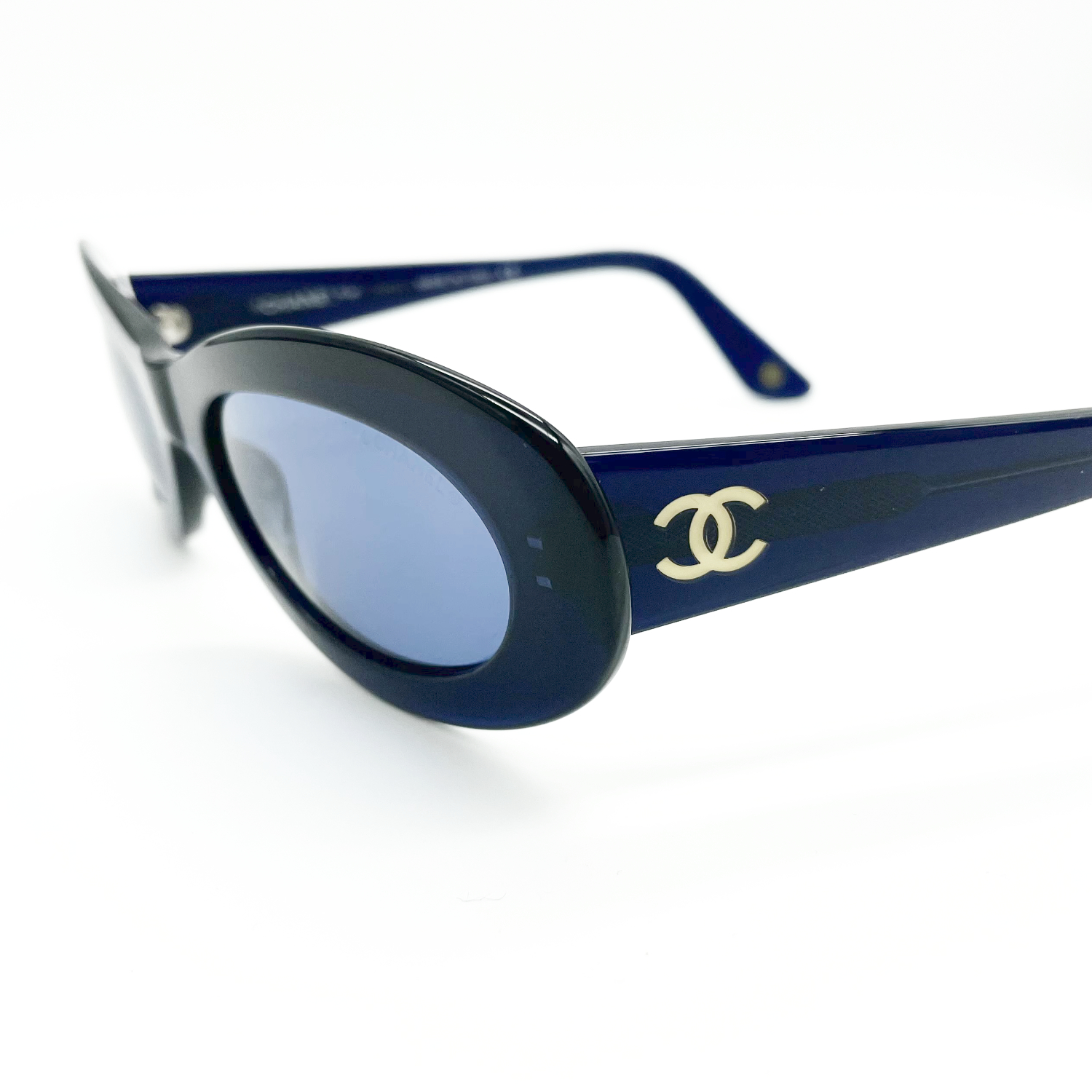 Chanel Chunky Oval Sunglasses in Blue – Nitryl