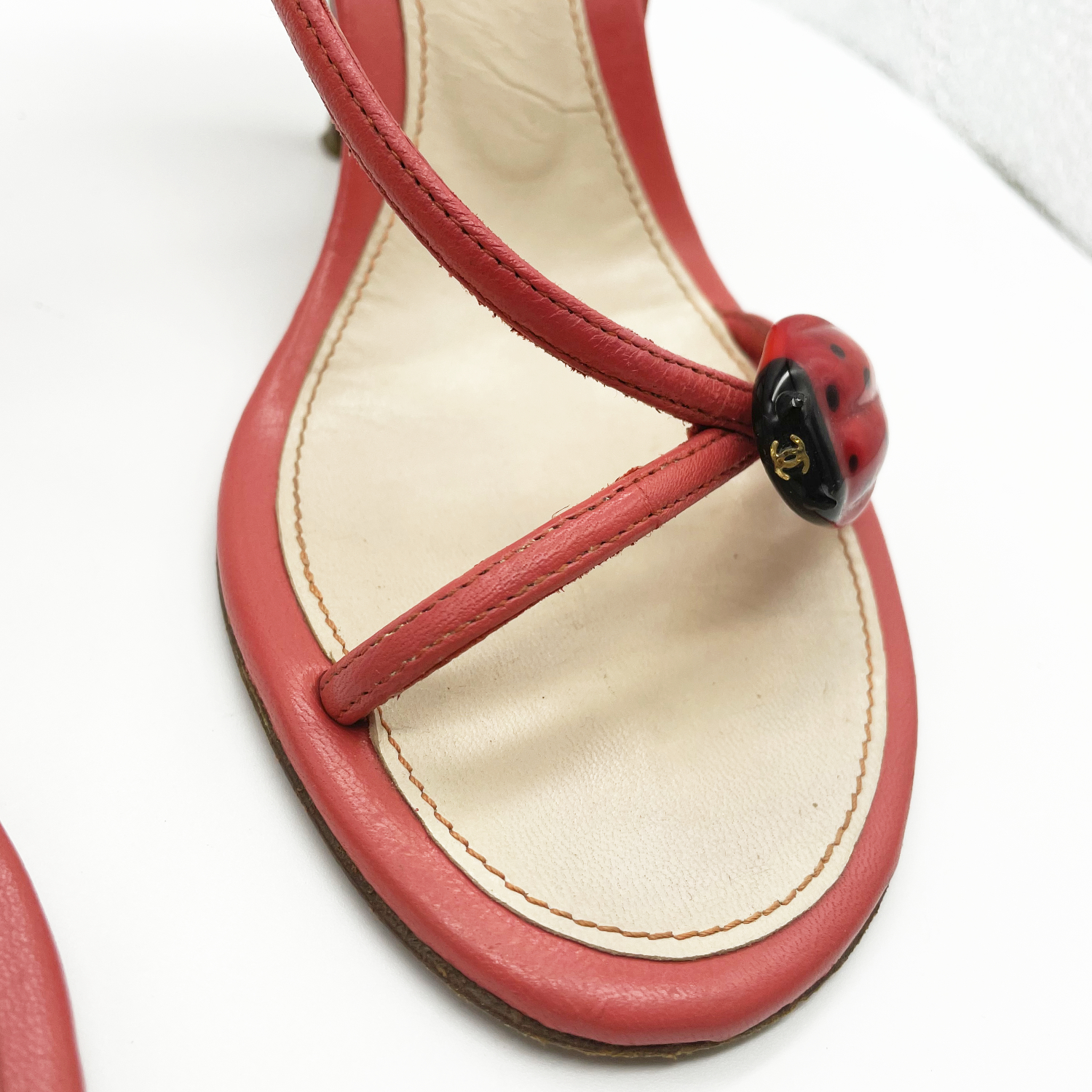 Chanel Ladybug Slingback Heels in Red UK 2 – Nitryl