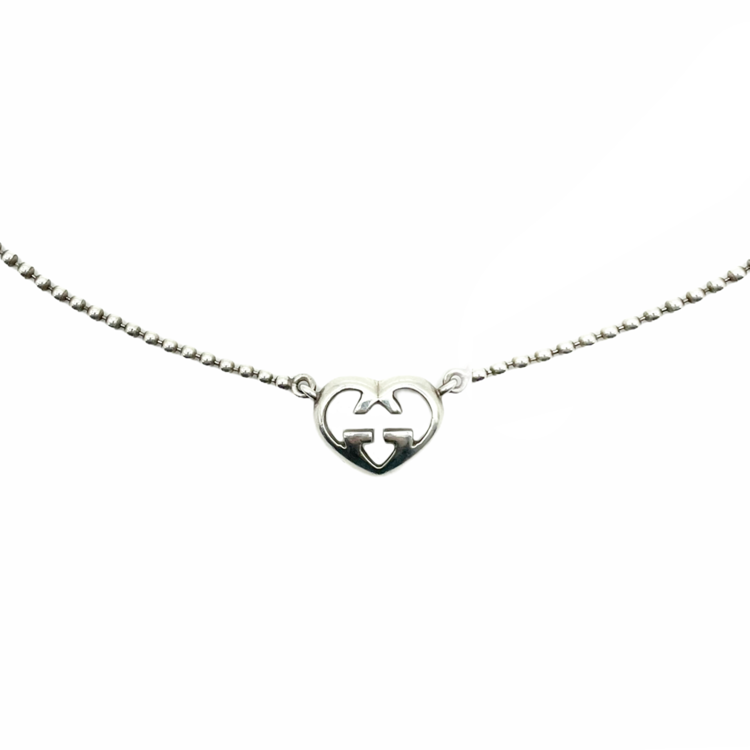 Gucci Interlocking Logo Heart Chain Necklace in Silver – Nitryl