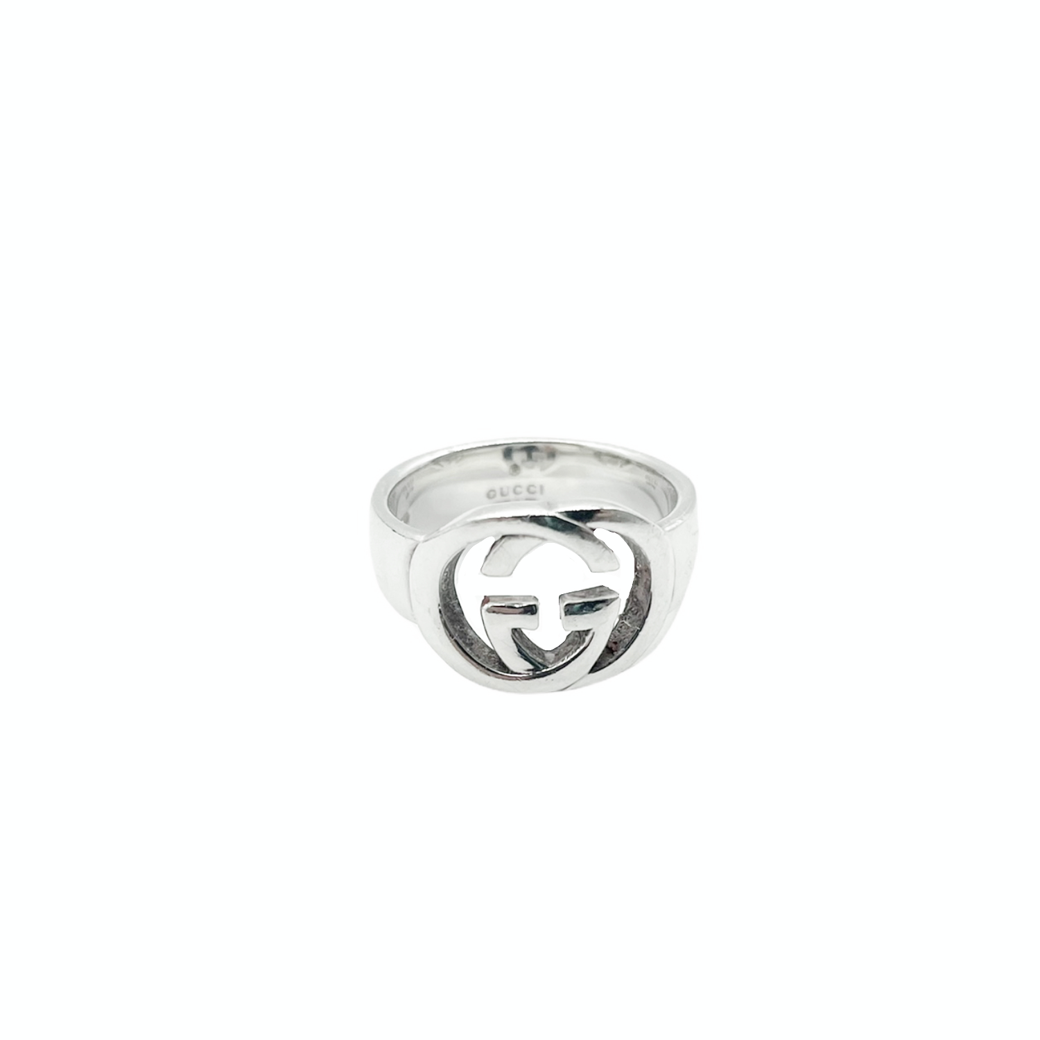 Gucci Logo Signet Ring in Silver – Nitryl