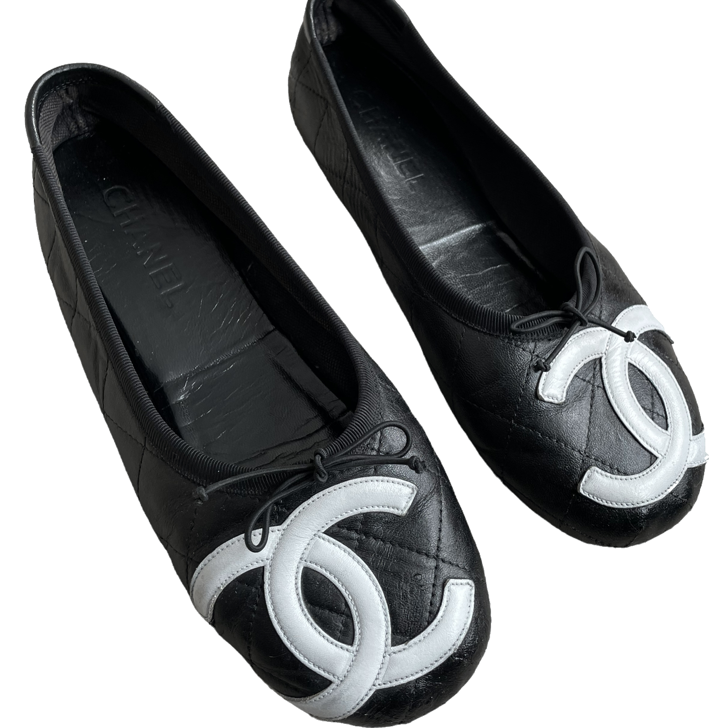 Chanel Cambon Logo Ballet Flats in Black / White UK 6 – Nitryl